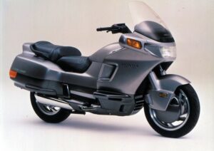 The Honda PC800 Pacific Coast: A Look Back At One Of Honda's Most ...