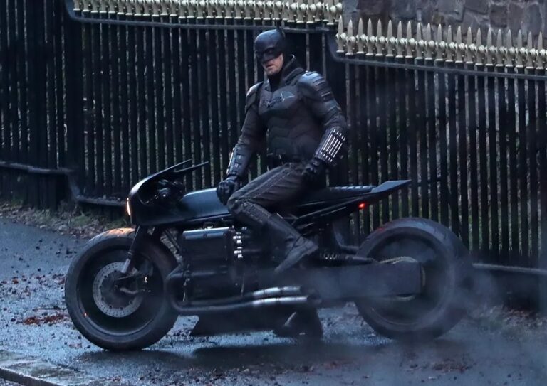 Top Batman Motorcycle Helmets For The Dark Knights