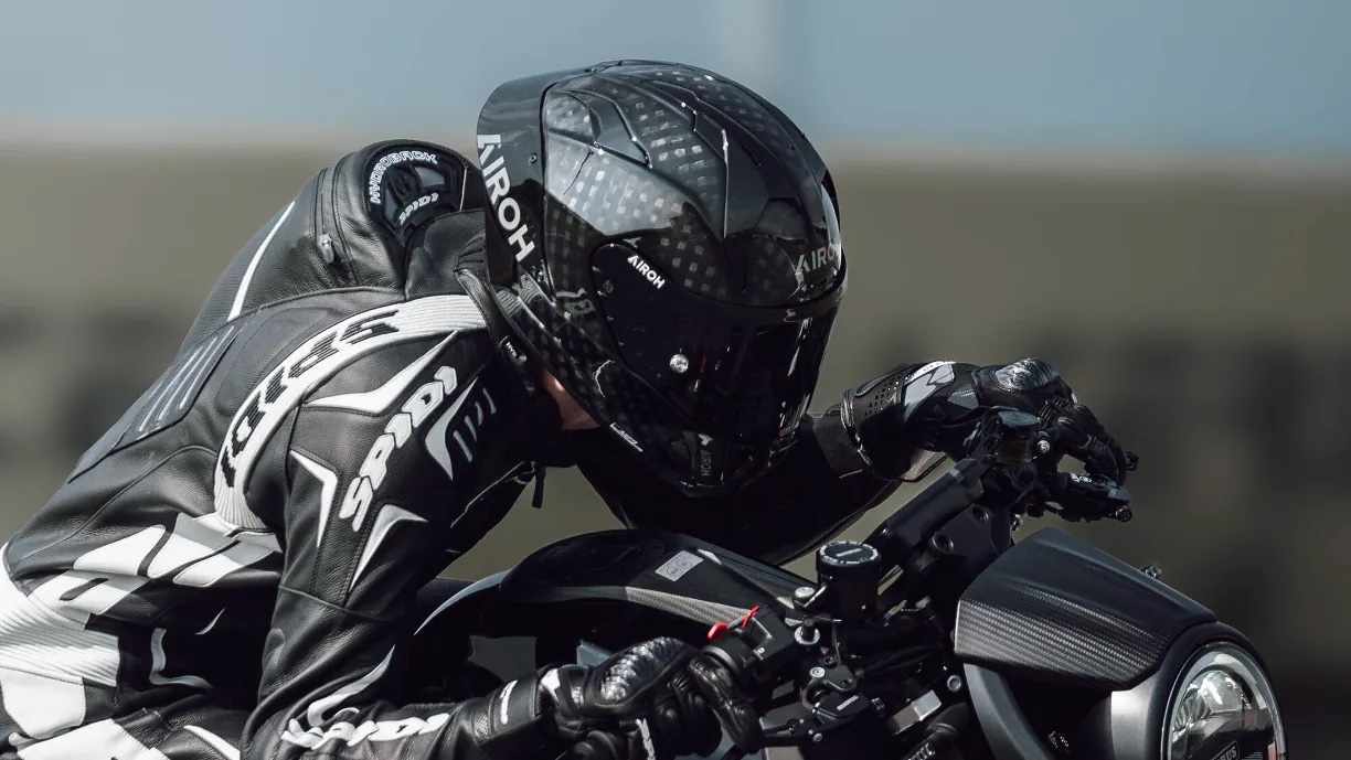 Aerodynamic Enhancements In Motorcycle Helmet Design | Wind Burned Eyes